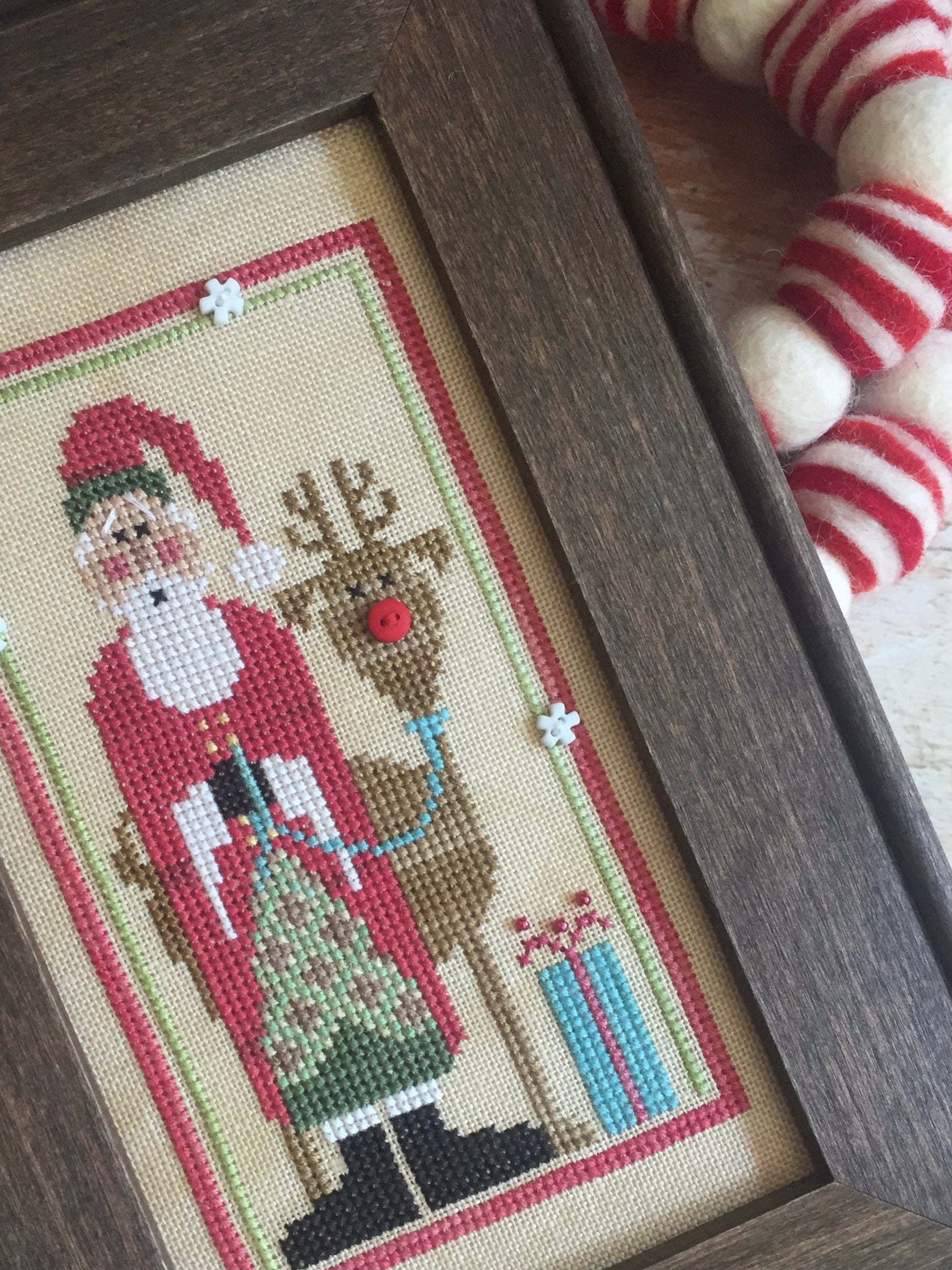 Wee One: Wee Santa 2013 – Heart in Hand Needleart